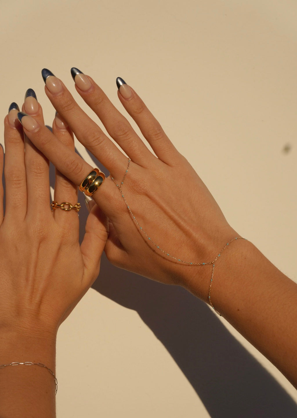 Enamel Hand Chain – May Martin