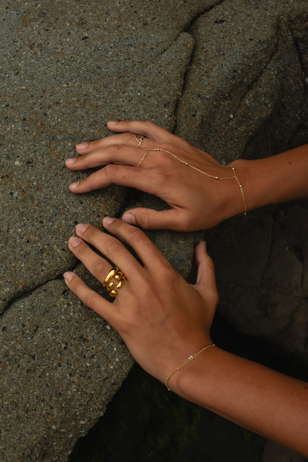 Cora Hand Chain – May Martin